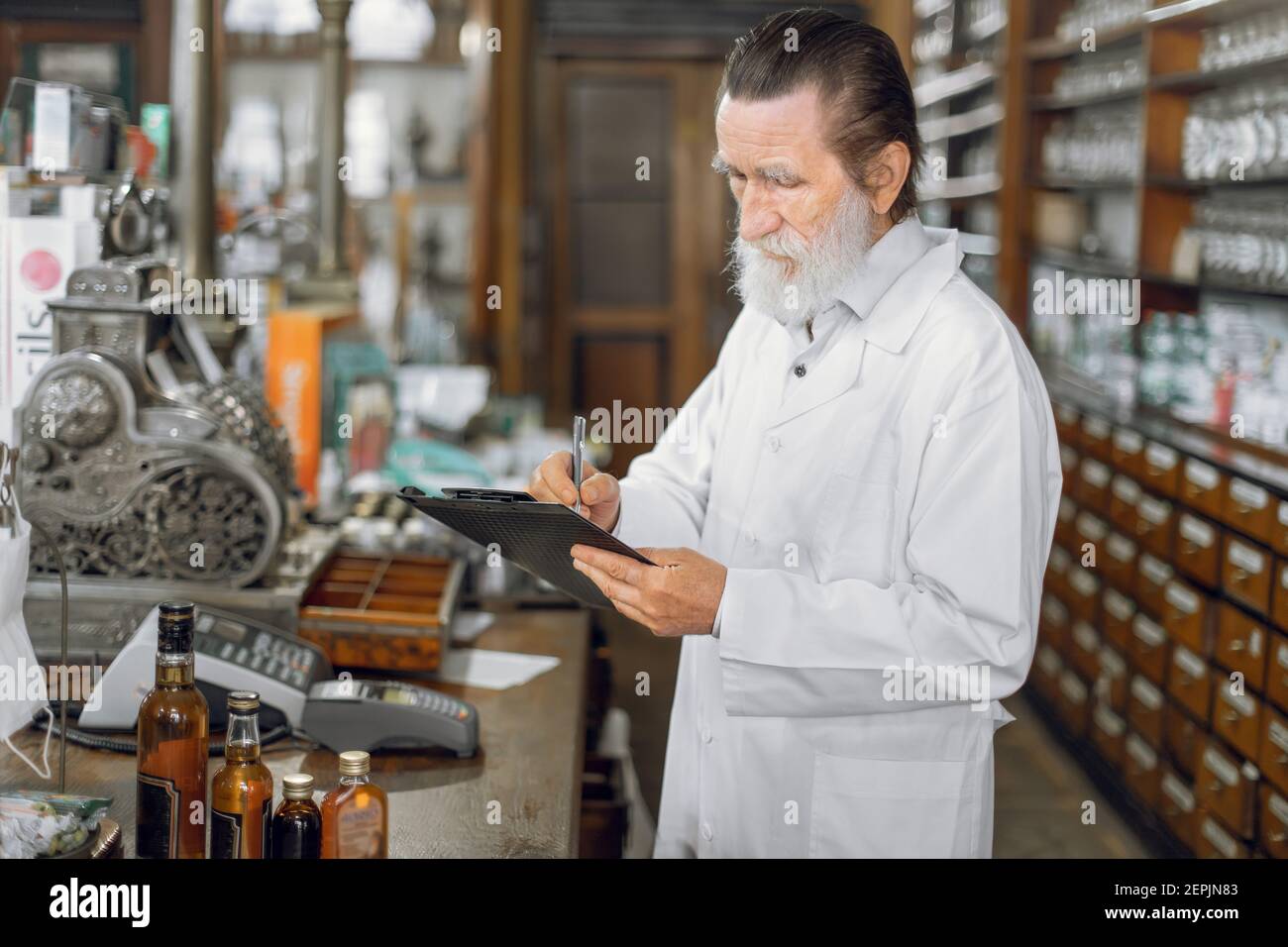 Old chemist shop interior hi-res stock photography and images - Alamy