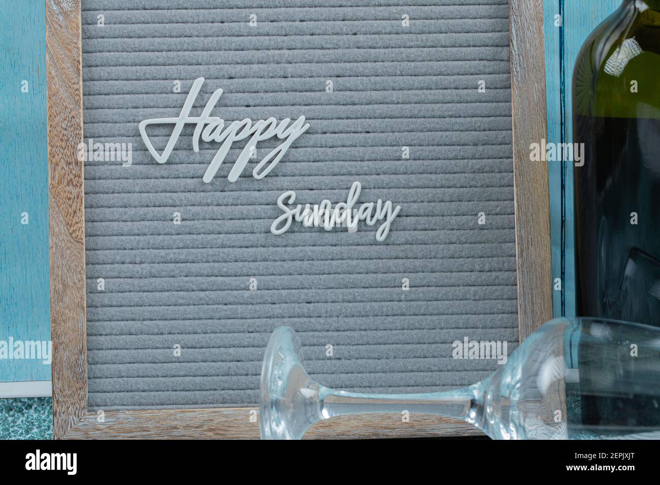 Name of weekdays embedded on grey background Stock Photo - Alamy