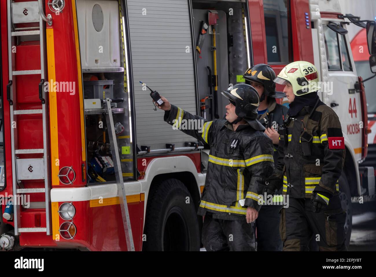 Car russian fire fireman hi-res stock photography and images - Alamy