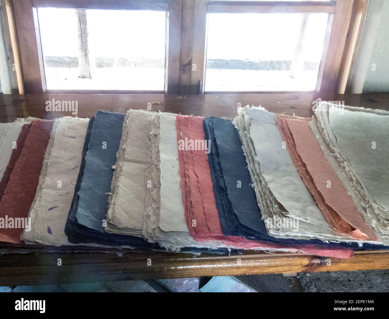 Meros paper hi-res stock photography and images - Alamy