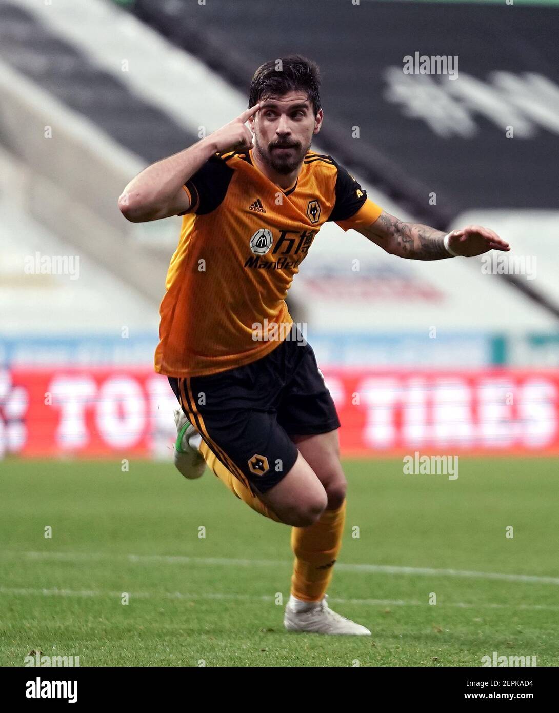 James neves hi-res stock photography and images - Alamy