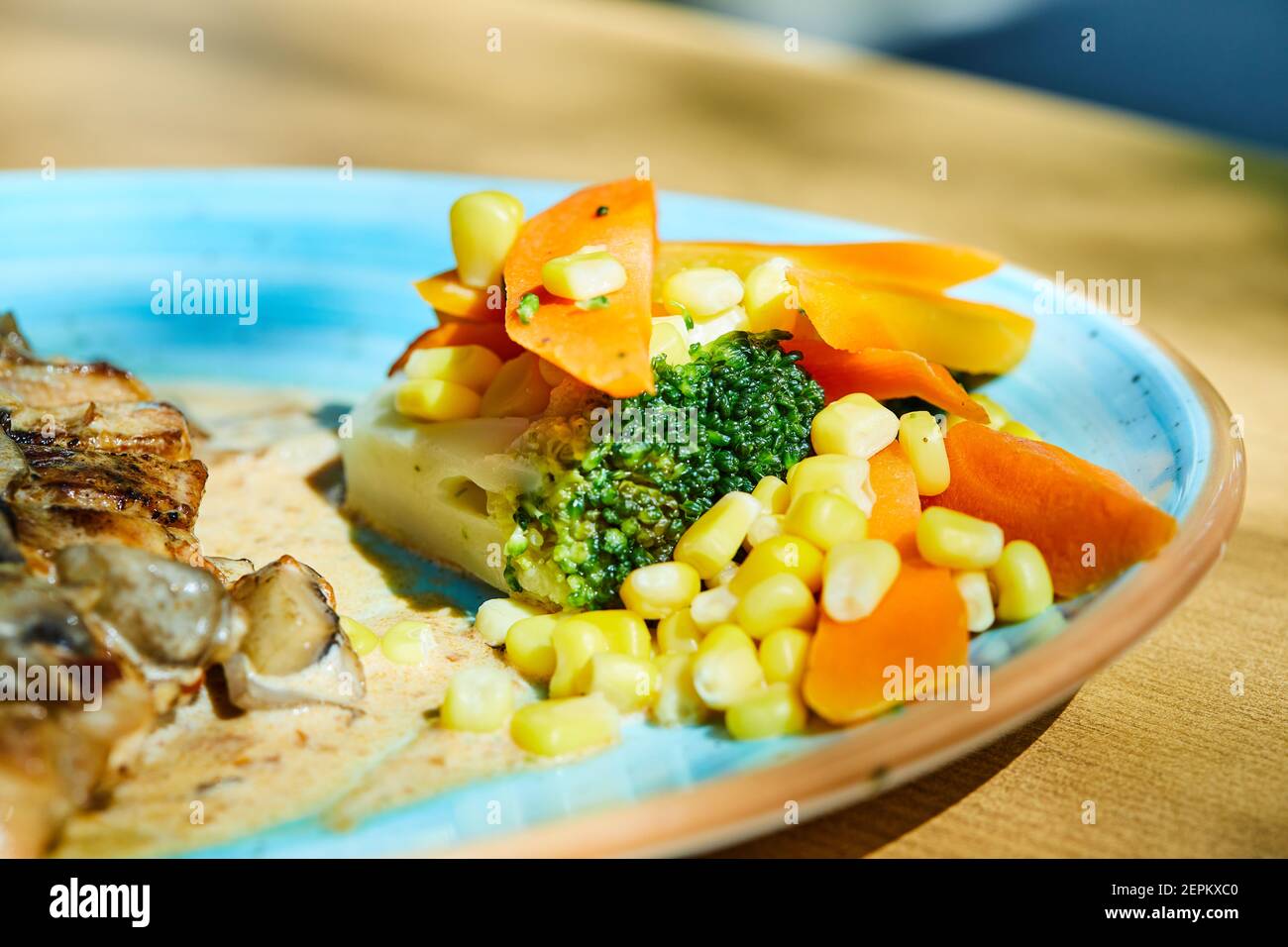 Fish and rice on plate hi-res stock photography and images - Alamy