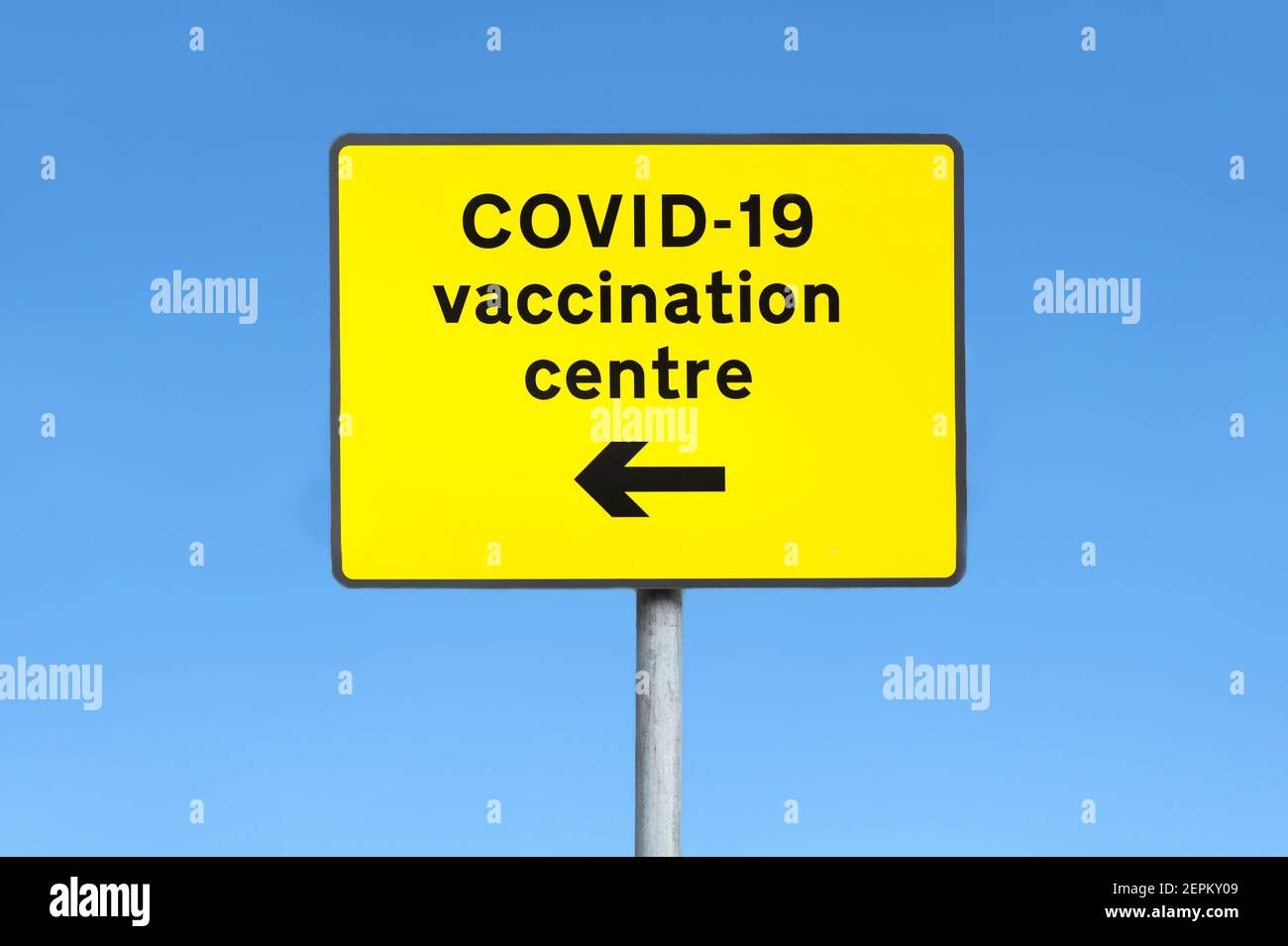 Nhs covid and flu vaccination centre sign hi-res stock photography and ...