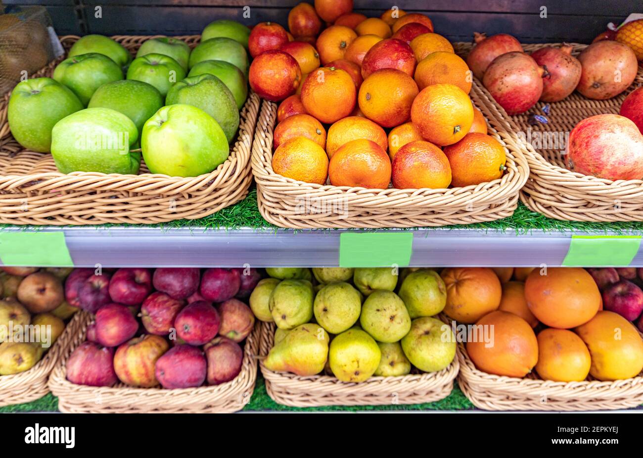 Shelf with fruits on a farm market, fresh fruits on supermarket display ...