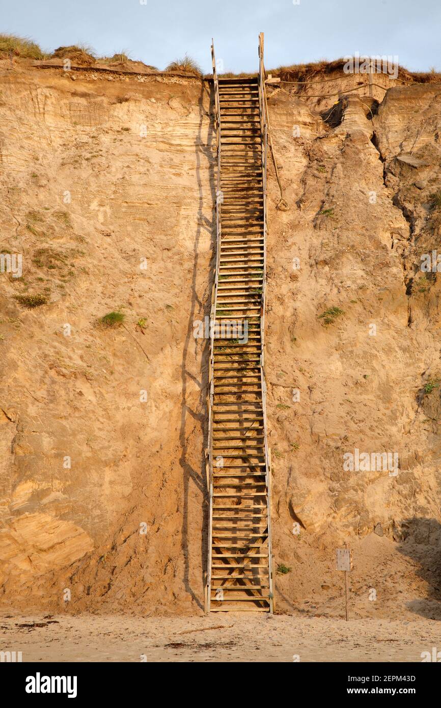 Cliff stairs steps hi-res stock photography and images - Alamy