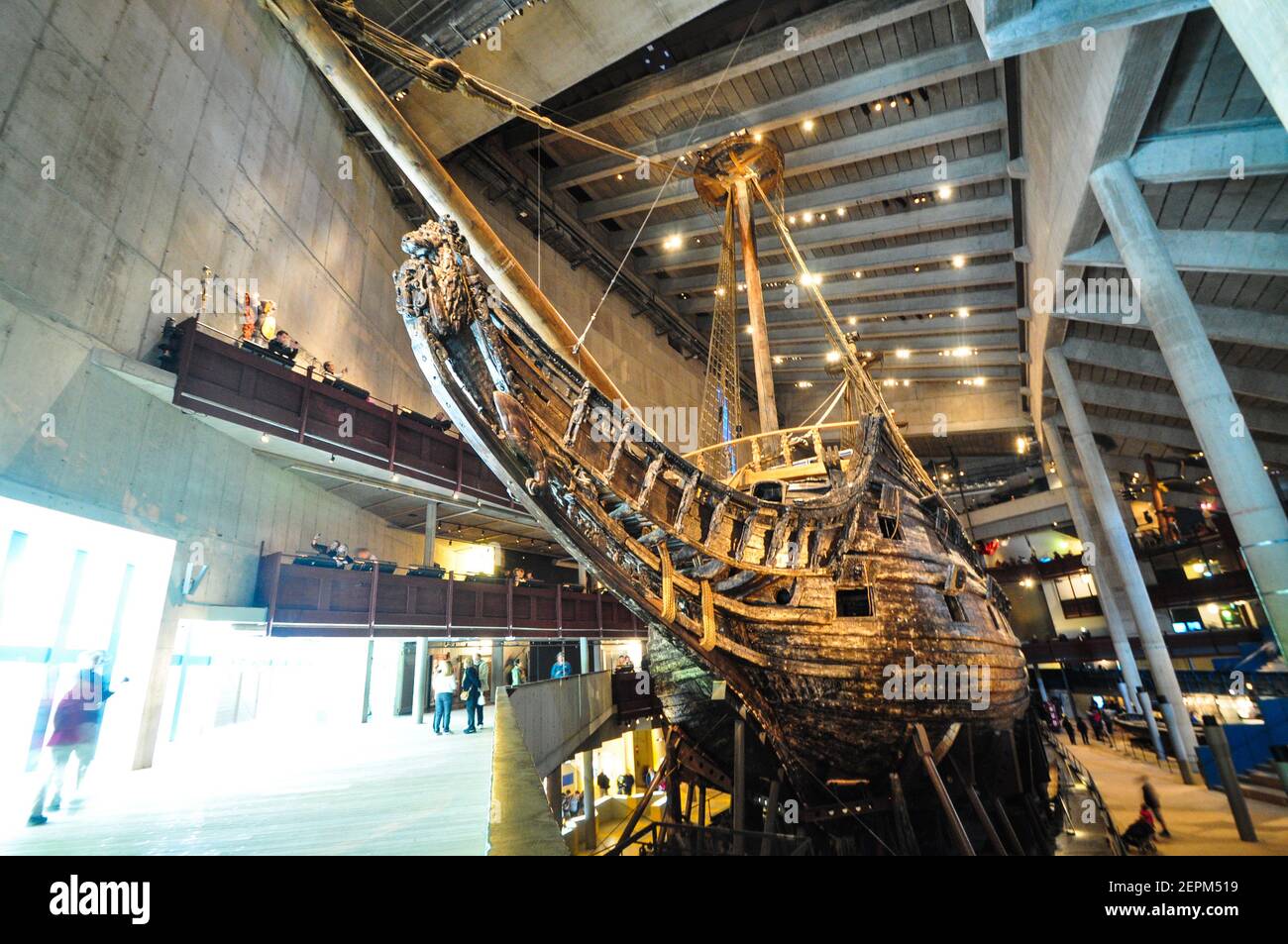 Warship cannon 17th century hi-res stock photography and images - Alamy