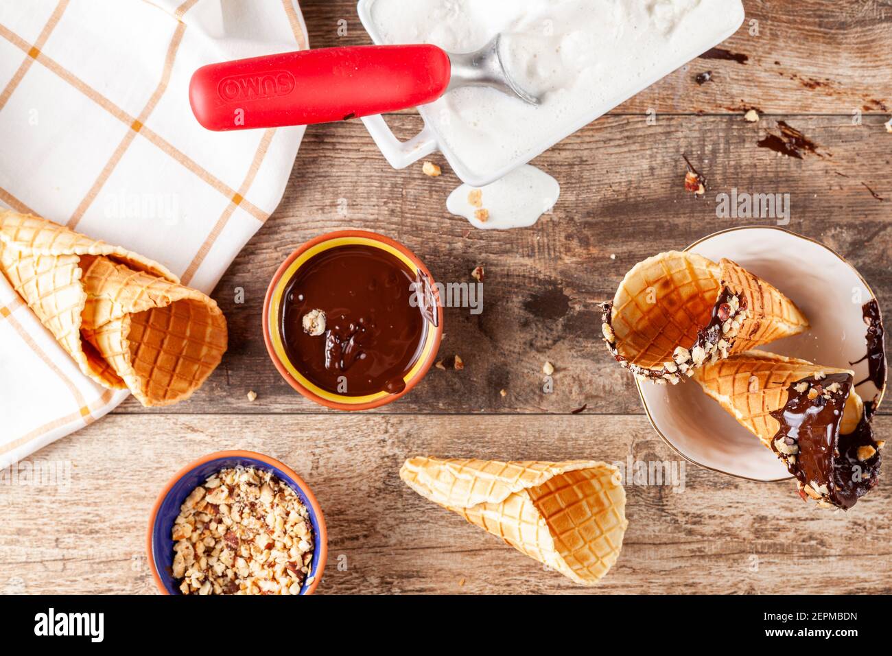 Melted ice cream cone hi-res stock photography and images - Alamy