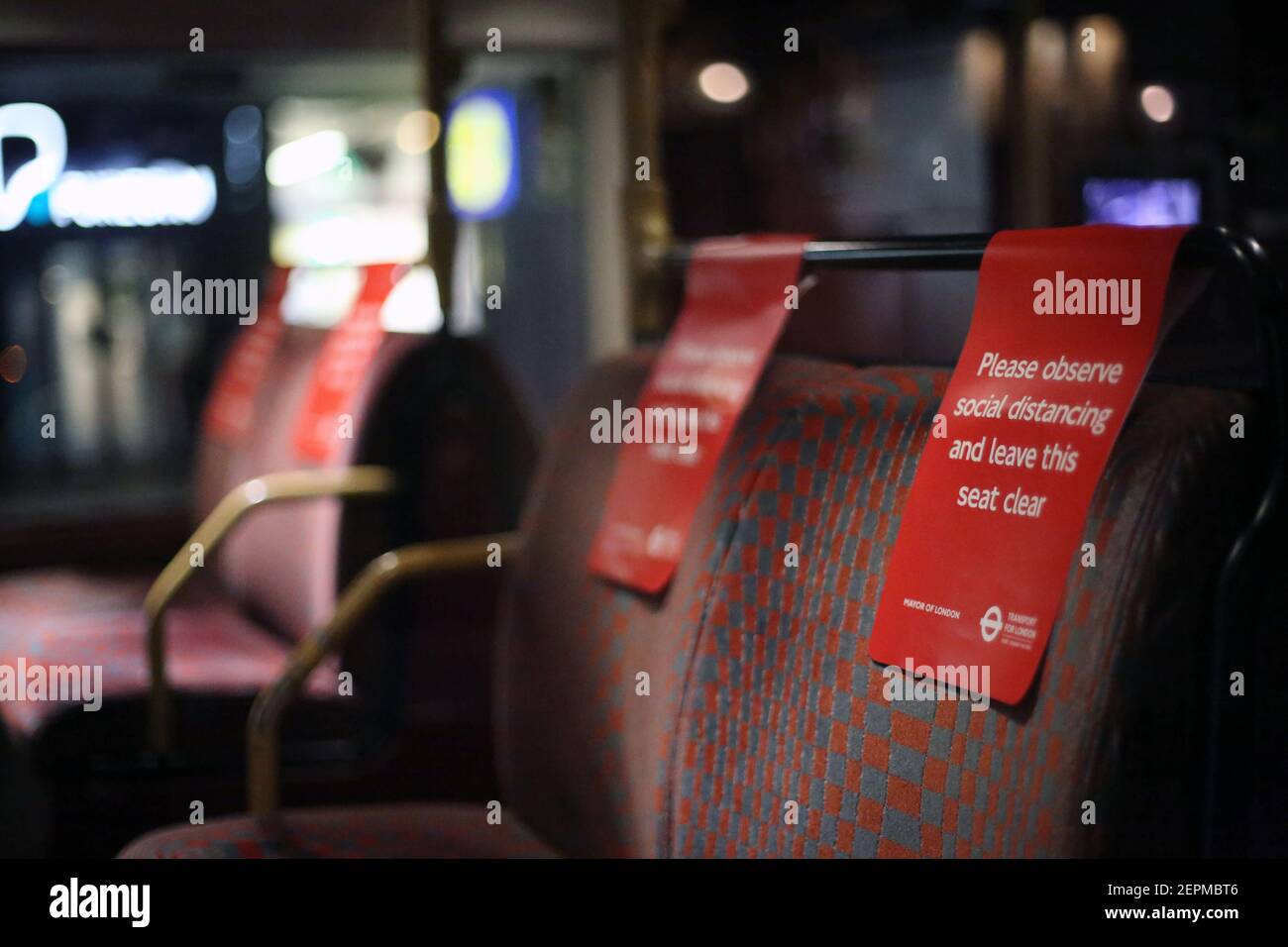 Bus seat social distancing hi-res stock photography and images - Alamy