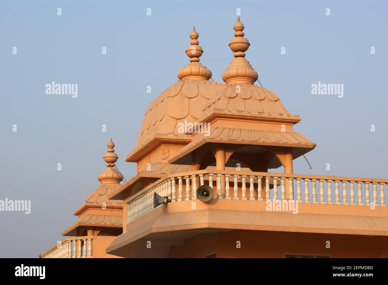 India, Delhi, magnificent religious Hinduism temple complex Stock Photo ...