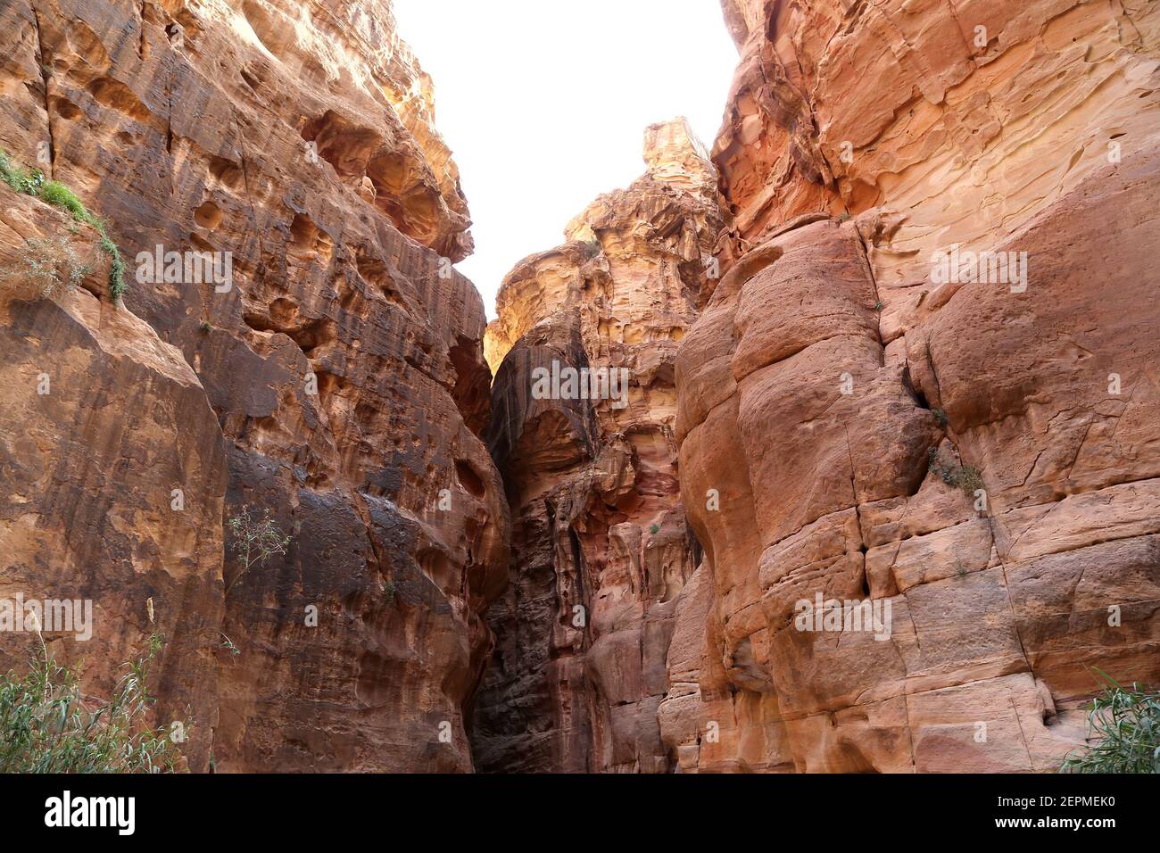 Siq symbol hi-res stock photography and images - Alamy