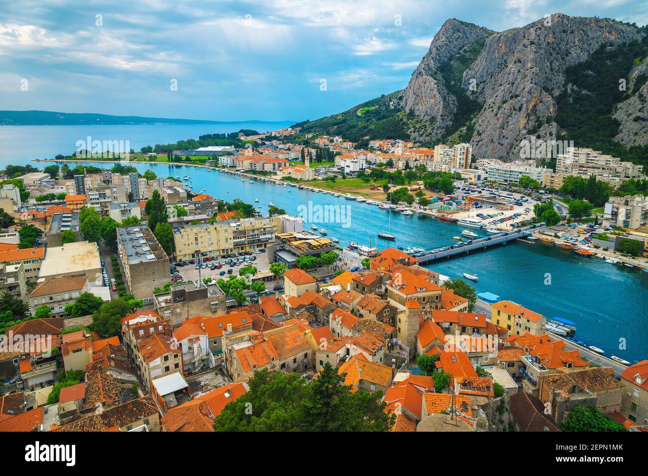 Canyon of cetina river hi-res stock photography and images - Alamy