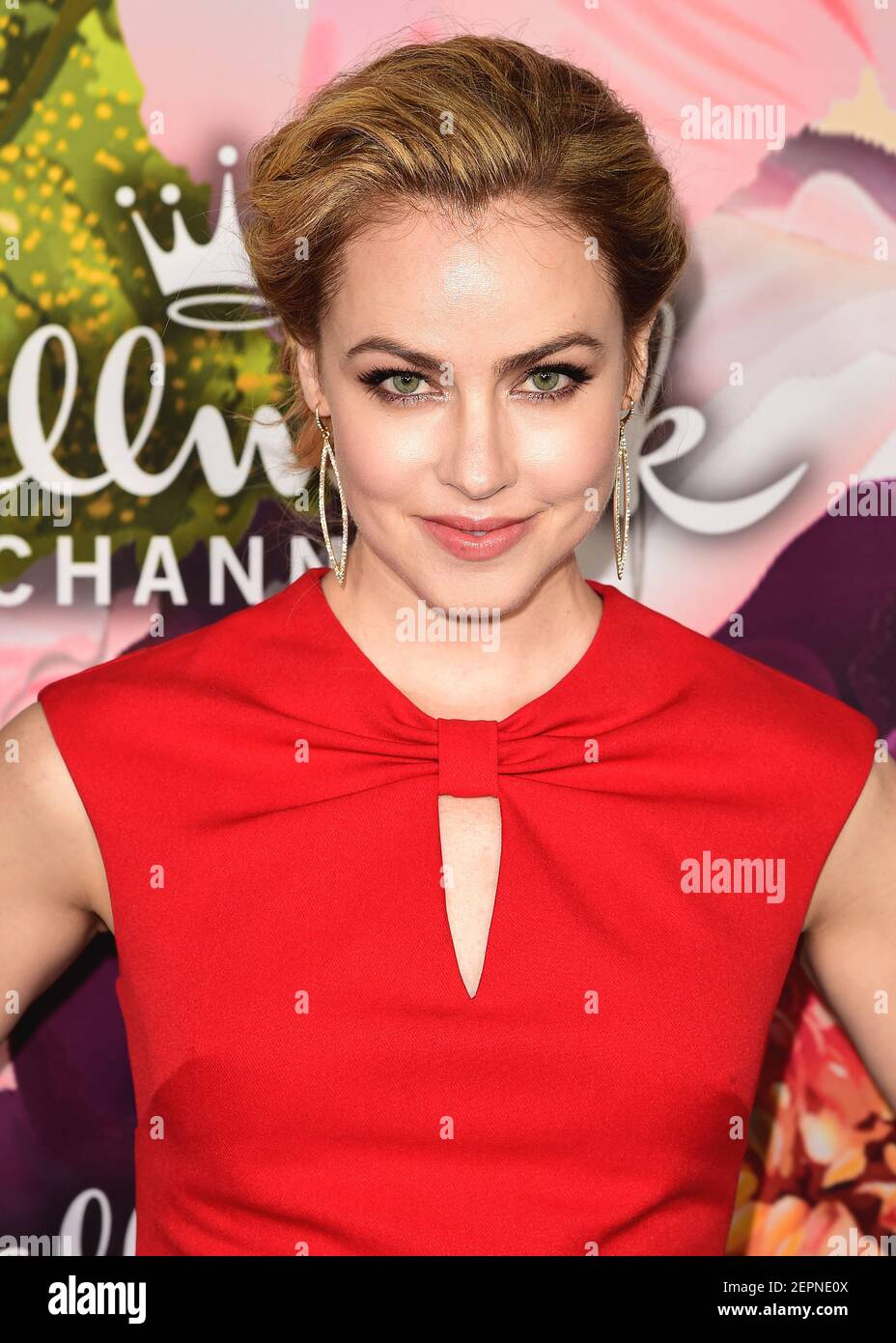 PASADENA, CA - JANUARY 13: Amanda Schull at the Hallmark Channel and ...