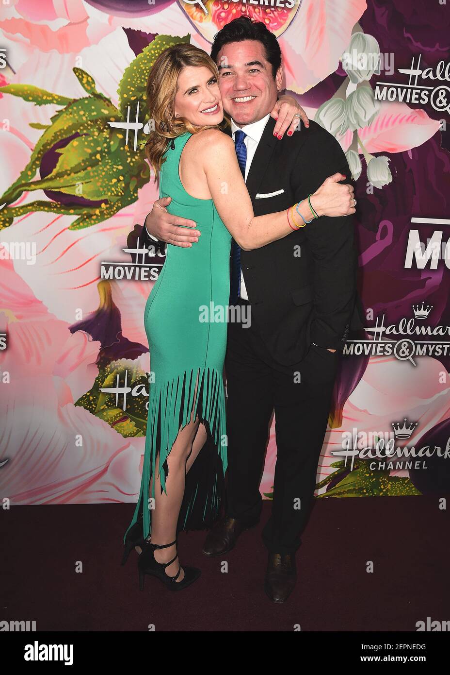 PASADENA, CA - JANUARY 13: Kristy Swanson and Dean Cain at the Hallmark ...