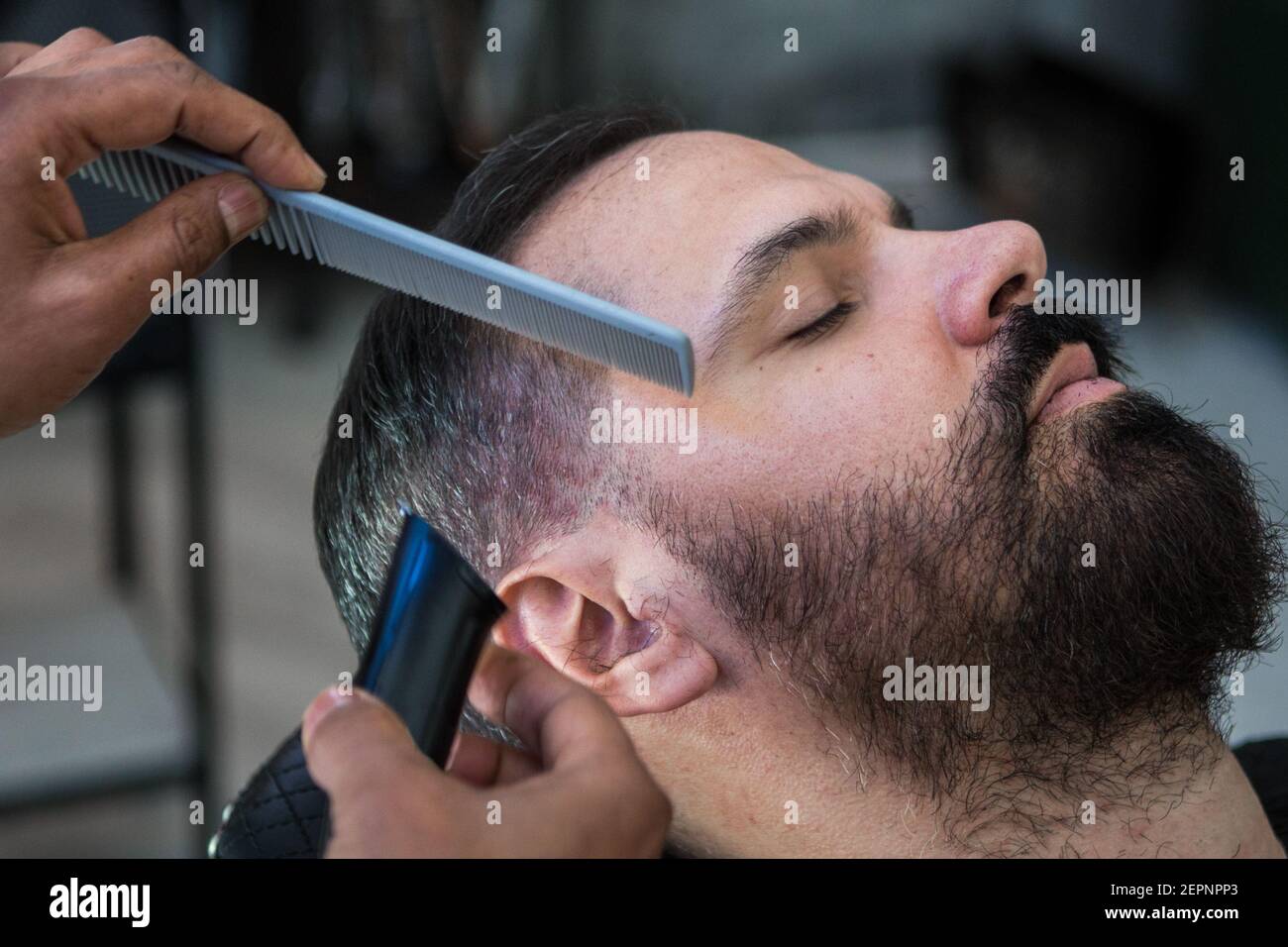 Mustache comb hi-res stock photography and images - Alamy