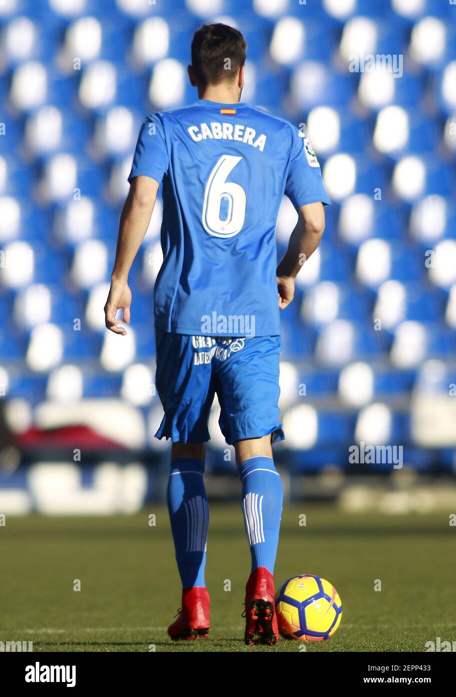 Getafe's new player Leandro Daniel Cabrera during his official photo ...