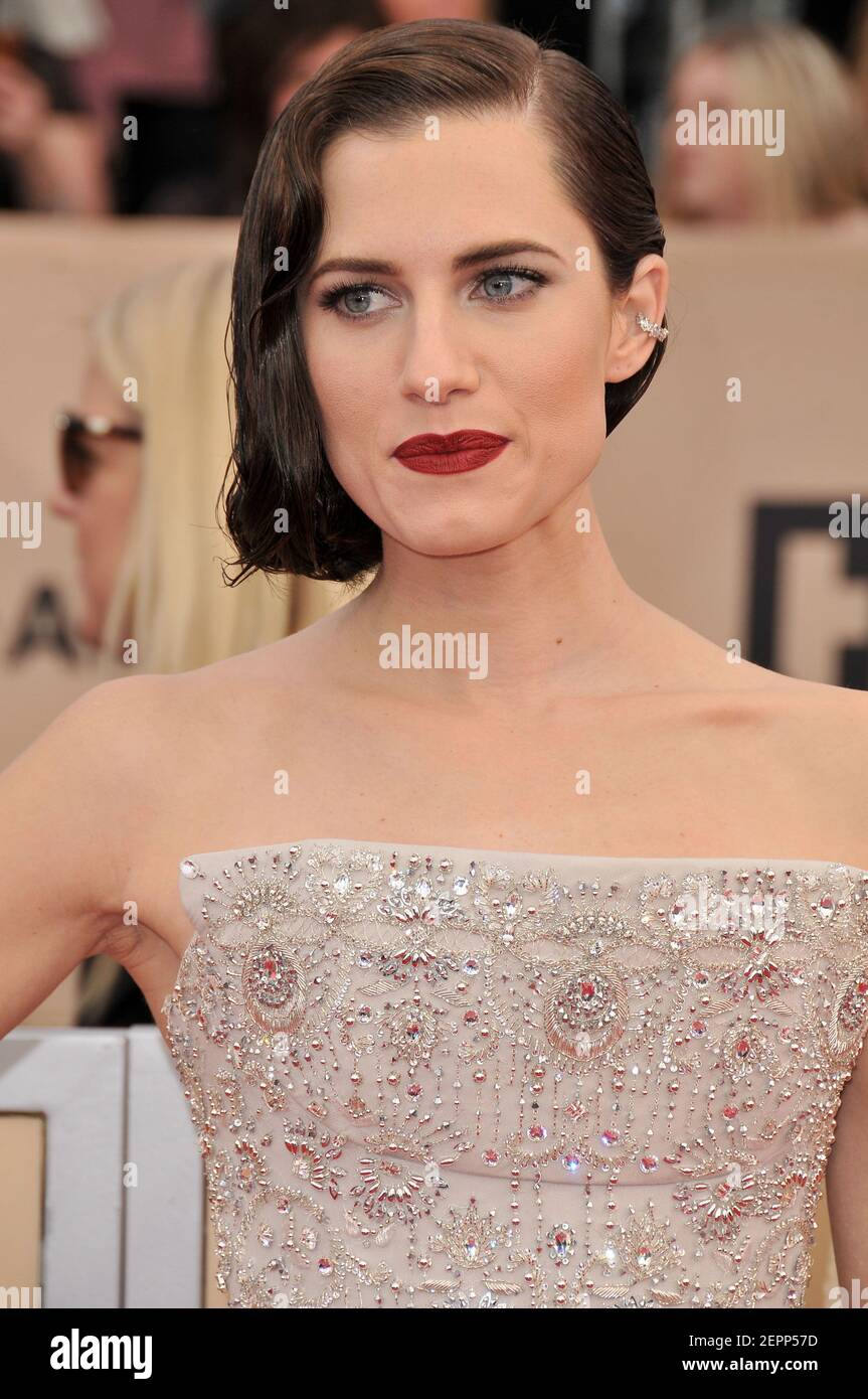 Allison Williams arrives at the 24th annual Screen Actors Guild Awards ...