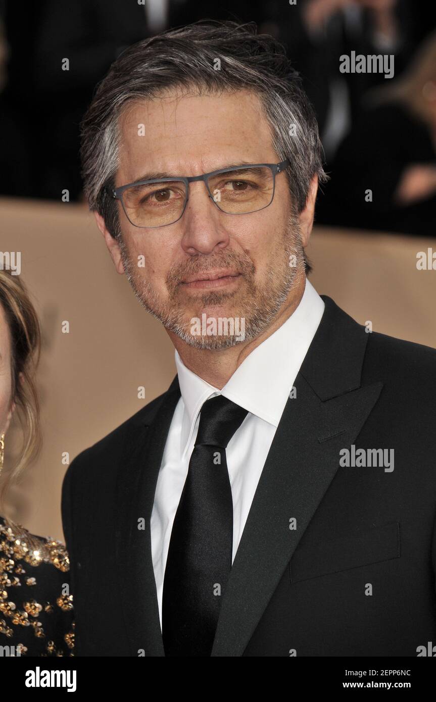 Ray Romano arrives at the 24th annual Screen Actors Guild Awards at The ...