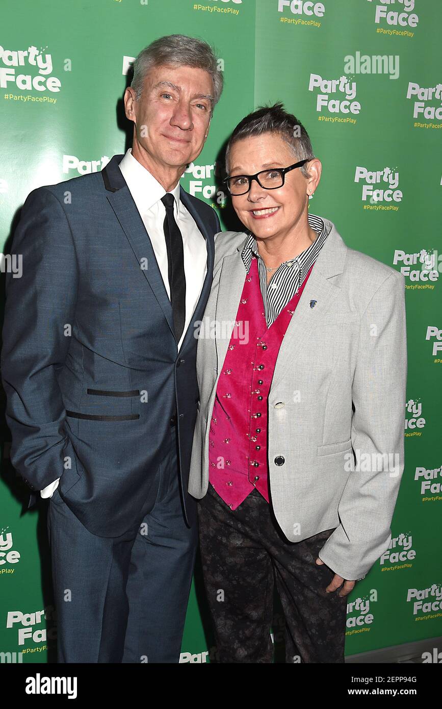 David Garrison and Amanda Bearse from "Married...With Children" attend ...