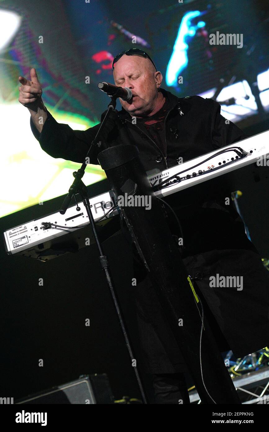 Mike Score of A Flock Of Seagulls performs onstage during K-EARTH 101's ...
