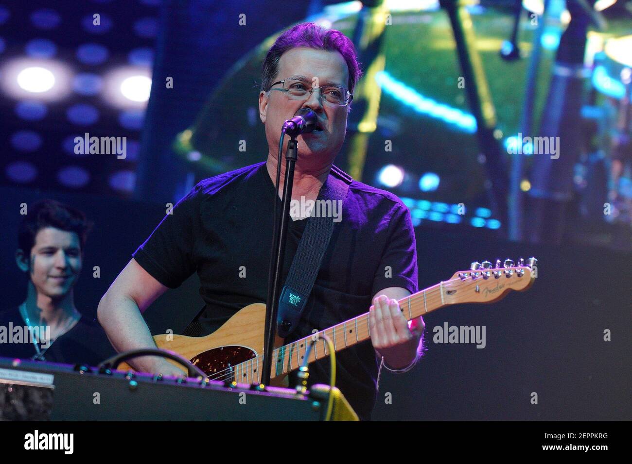 Gordon Gano of Violent Femmes performs onstage during K-EARTH 101's ...
