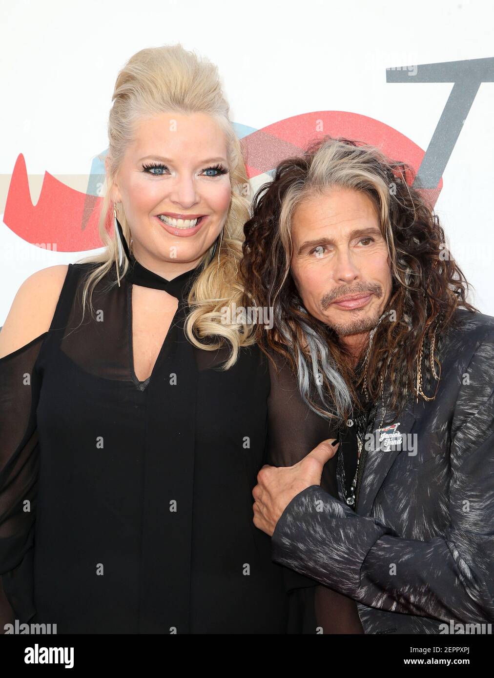 LOS ANGELES, CA - JANUARY 28: Melissa Peterman, Steven Tyler, at Steven ...