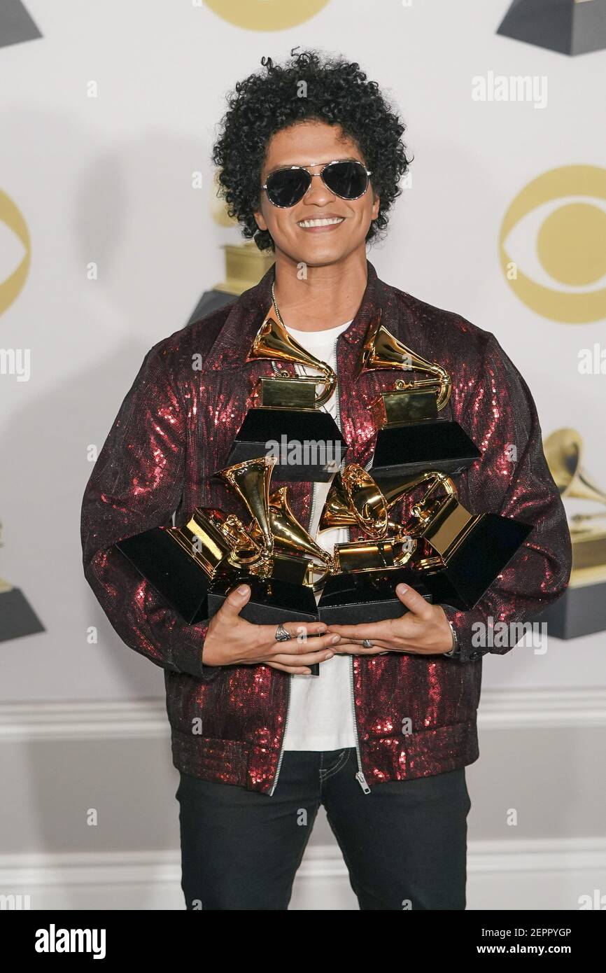 NEW YORK - JANUARY 28: Bruno Mars poses in the press room at the 60th ...