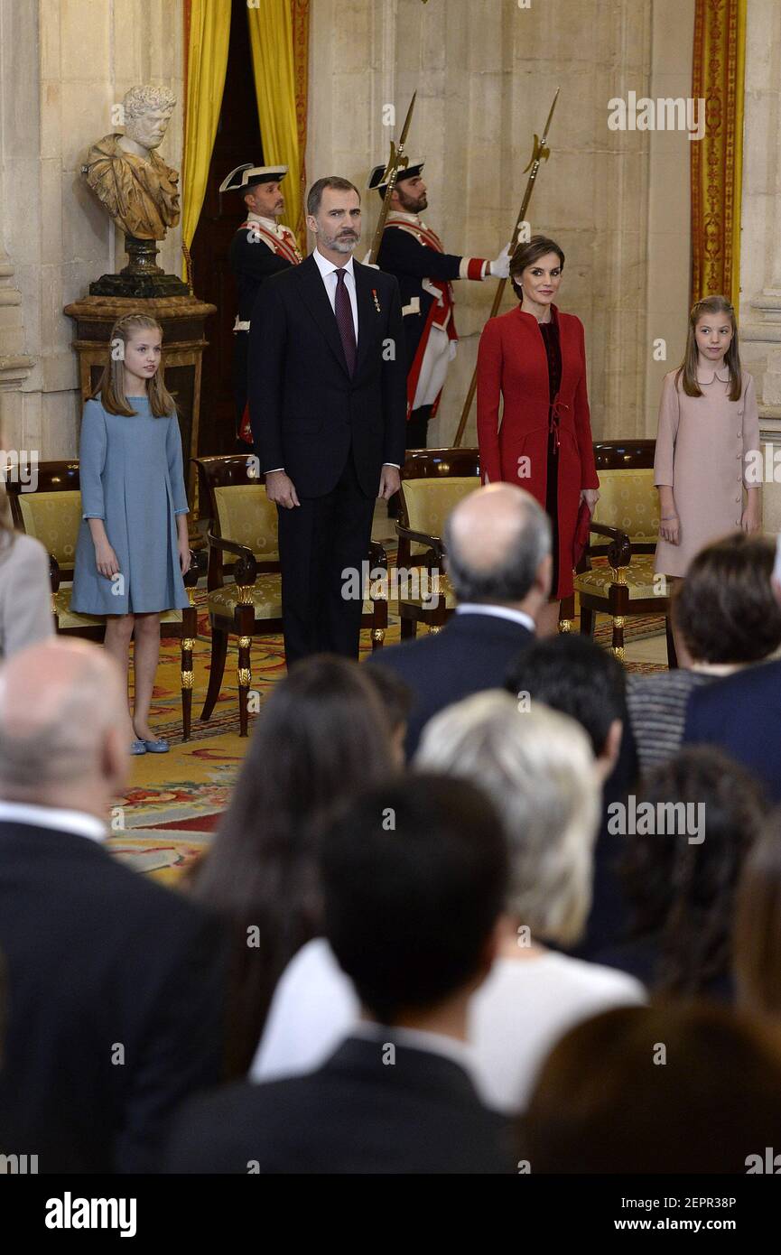 (L-R) Princess Leonor of Spain, King Felipe VI of Spain, Queen Letizia ...