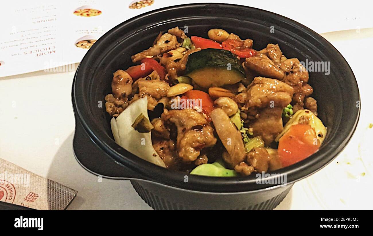 Kung pao chicken with steamed vegetables at Panda Express. (Photo by ...