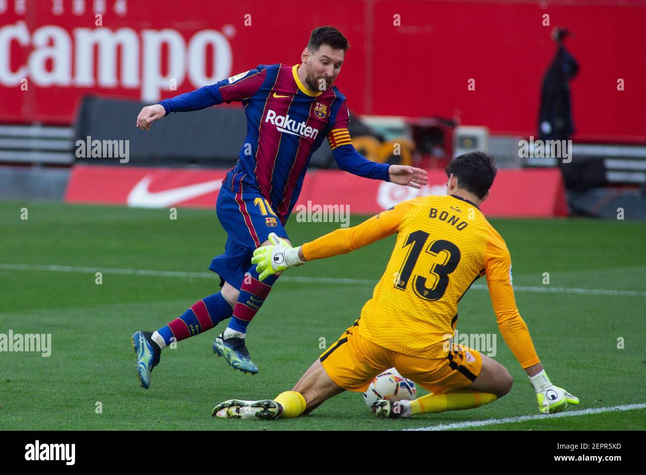 Lionel messi barcelona goal 2021 hi-res stock photography and images ...