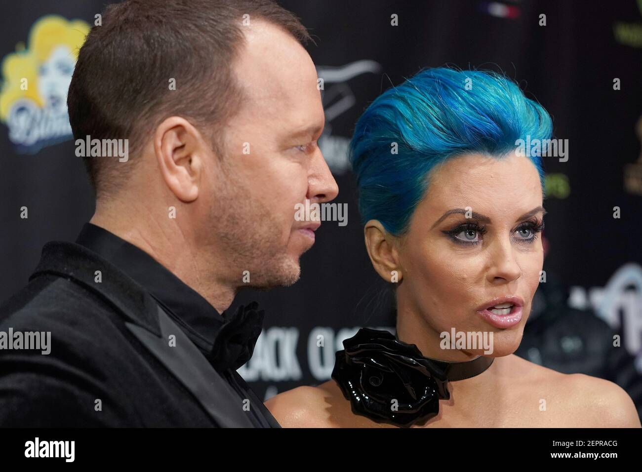 (L-R) Donnie Wahlberg and Jenny McCarthy attend the 15th Annual Leather ...