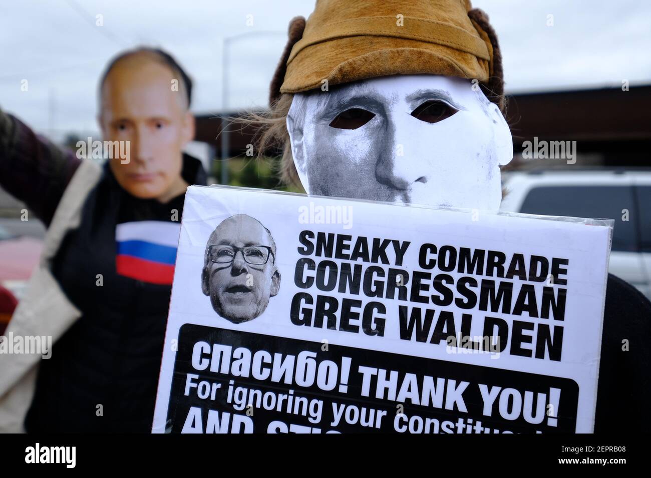 Protesters demonstrate against Oregon Liberty Alliance's Freedom Rally ...