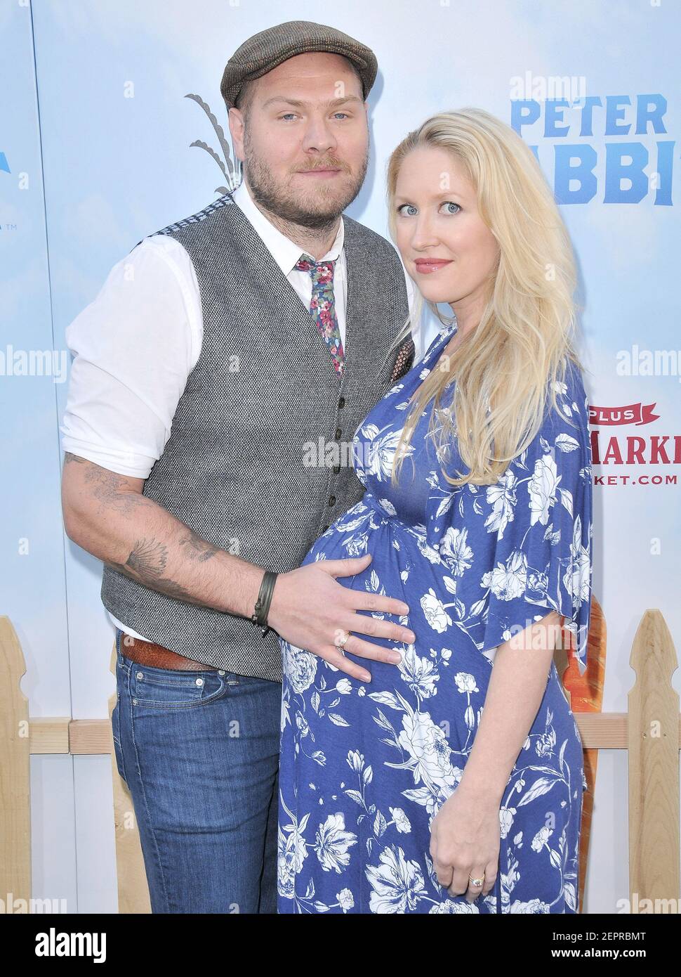 (L-R) Dominic Lewis and Erin Lewis arrives at the "Peter Rabbit" Los ...