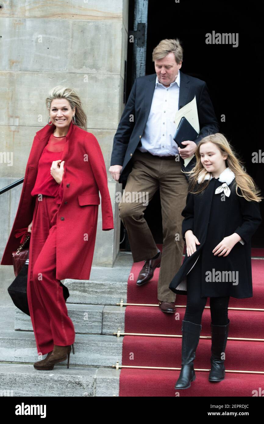 King Willem-Alexander and Queen Maxima with their youngest daughter ...