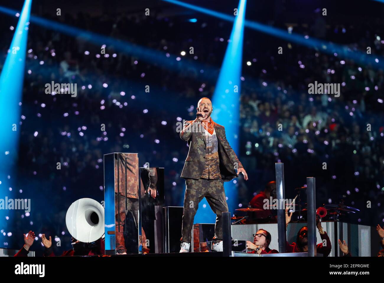 Justin Timberlake performs during the Pepsi Super Bowl LII Halftime ...