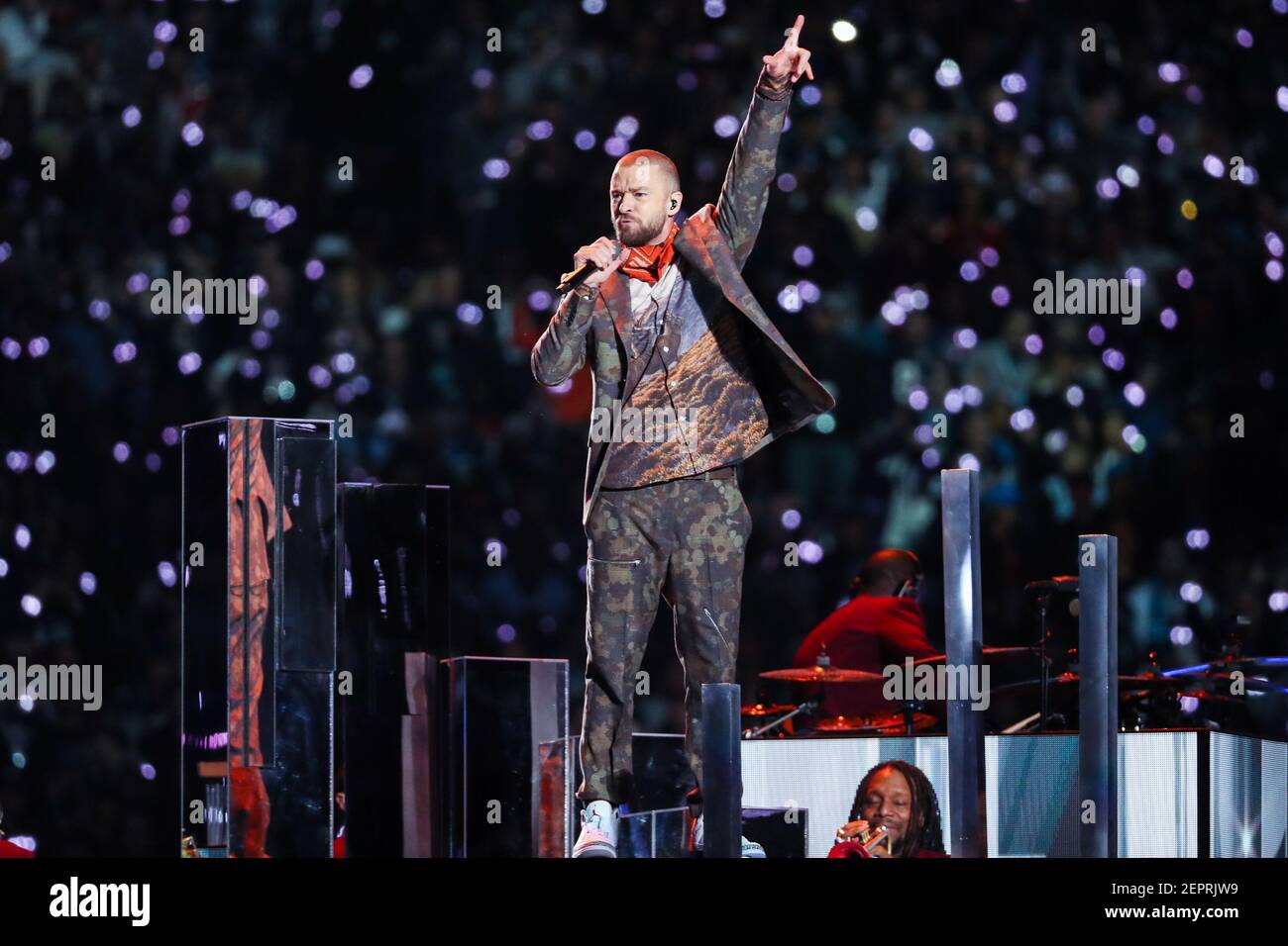 Justin Timberlake performs during the Pepsi Super Bowl LII Halftime ...