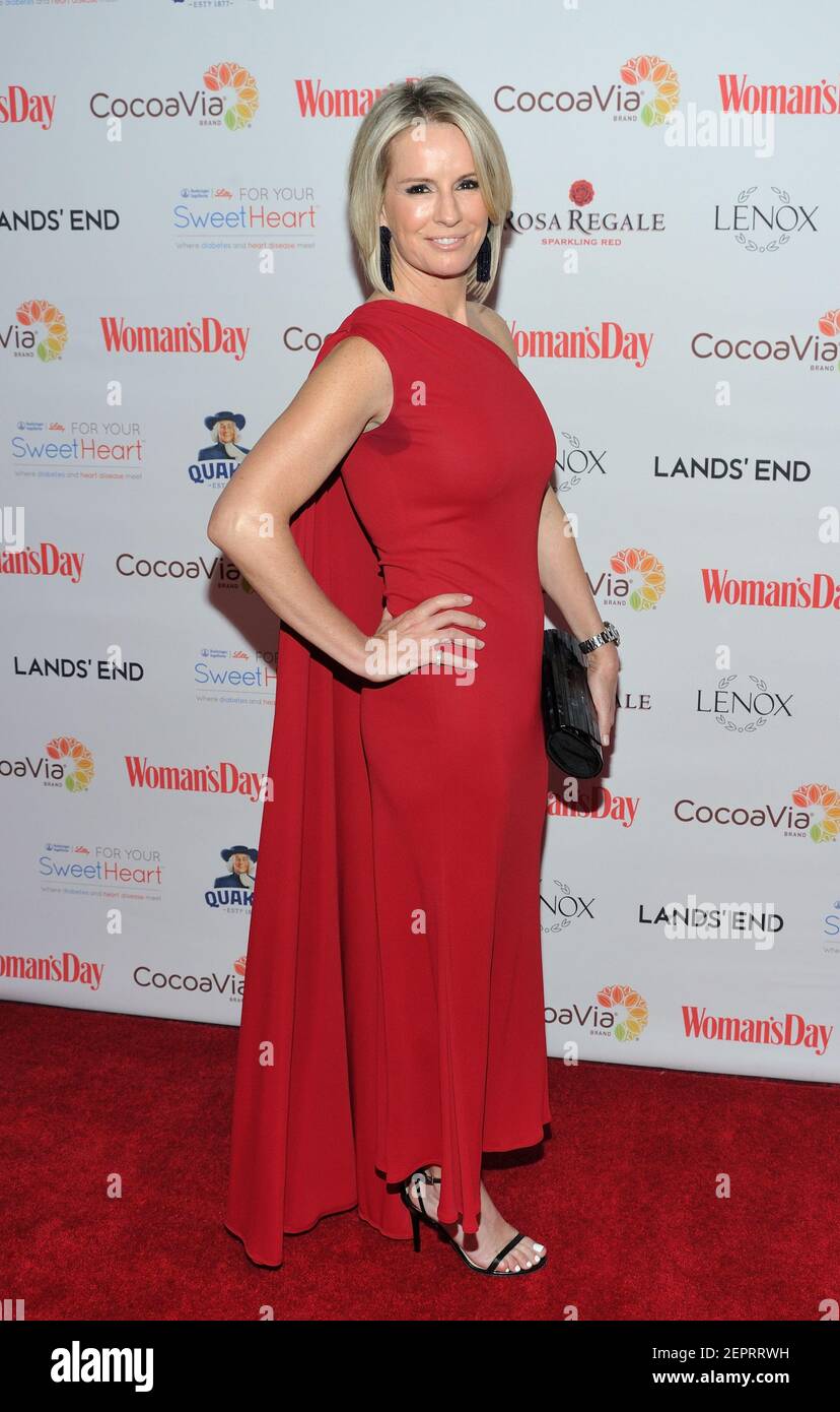 TV journalist Jennifer Ashton attends the Woman's Day 15th Annual Red ...