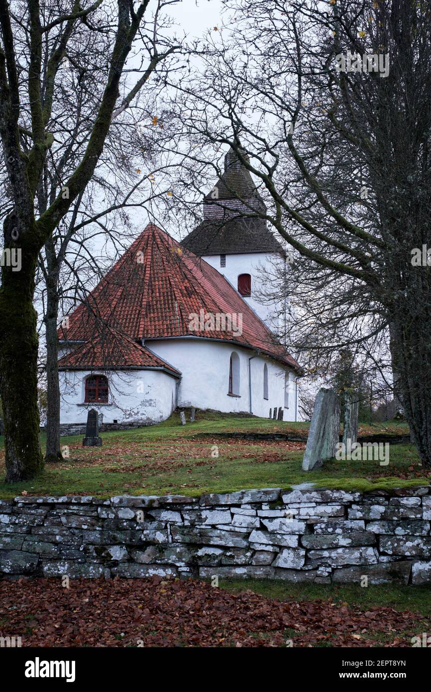 Church tombstones wall hi-res stock photography and images - Alamy