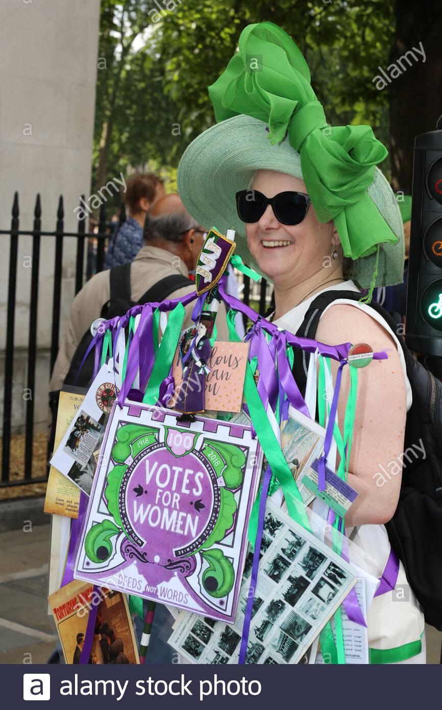 Womens suffrage parade hi-res stock photography and images - Alamy
