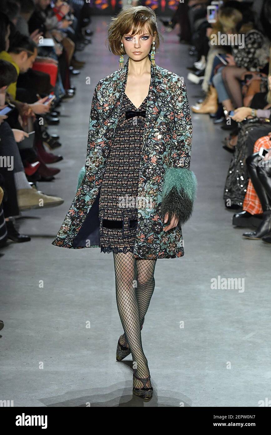 Model Fran Summers walks on the runway during the Anna Sui Fashion Show ...