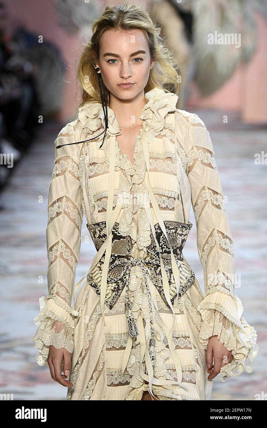Model Maartje Verhoef walks on the runway during the Zimmermann Fashion ...