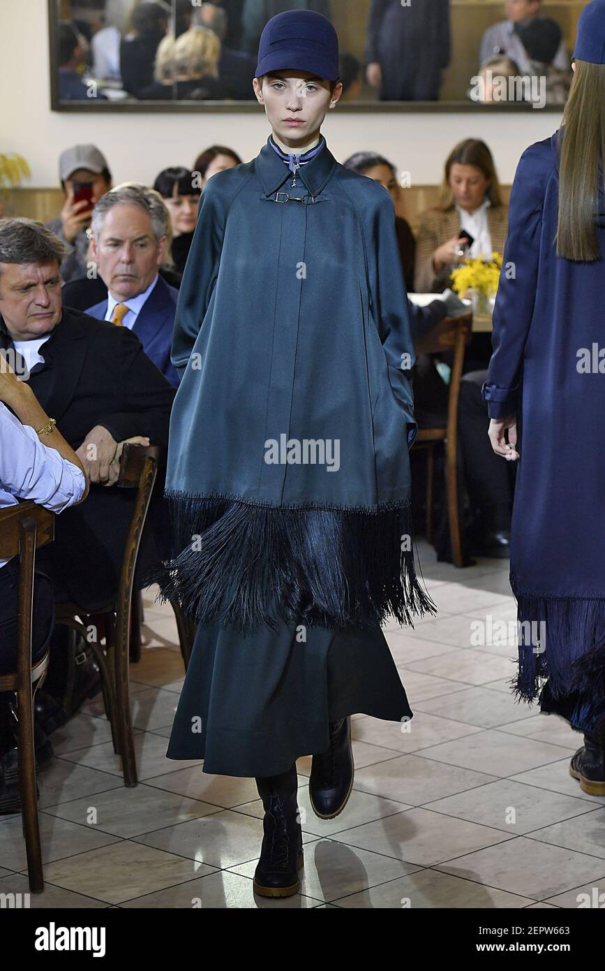 Model Cleo Cwiek walks on the runway during the Gabriela Hearst Fashion ...
