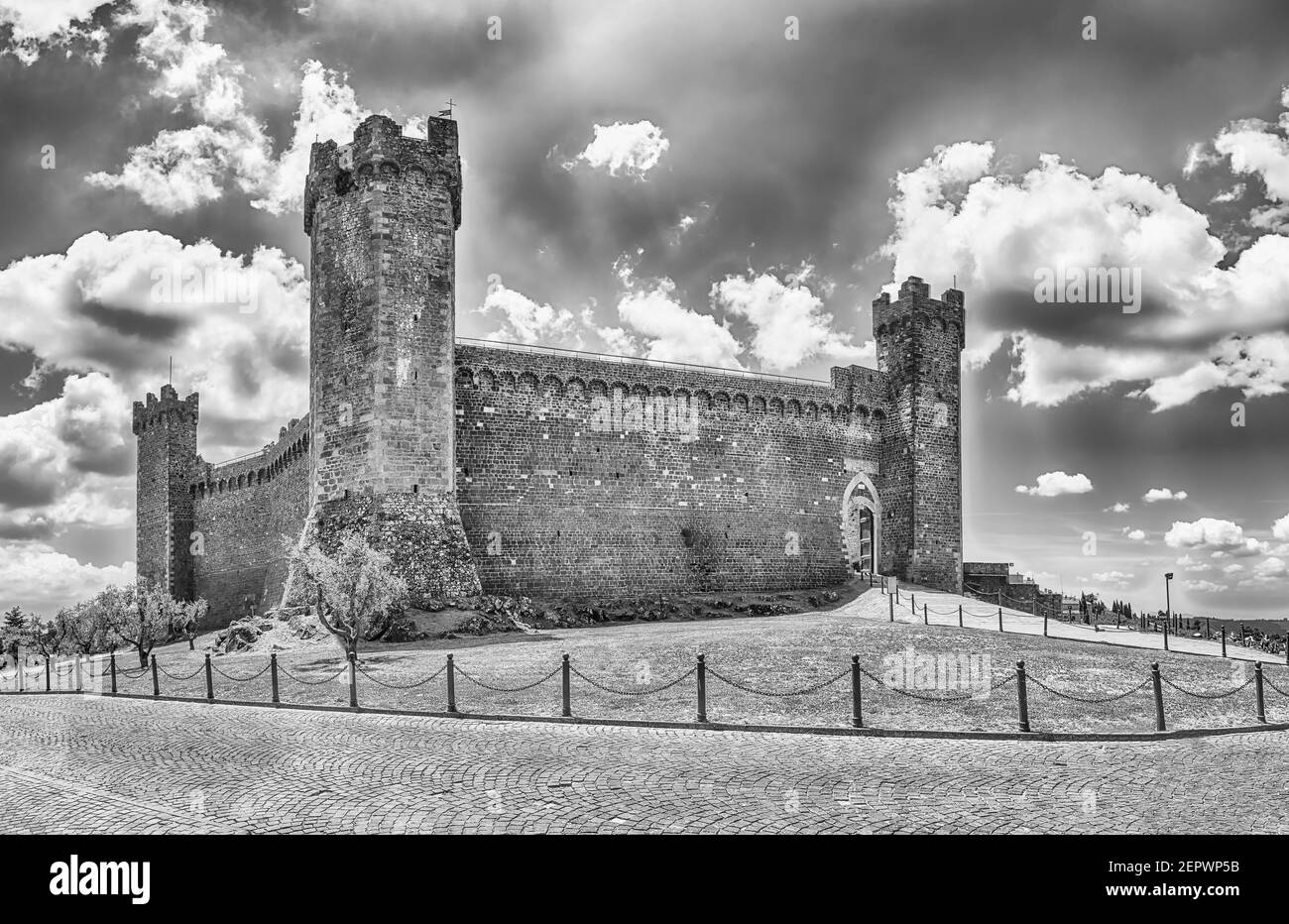 Medieval italian fortress, iconic landmark and one of the most visited ...