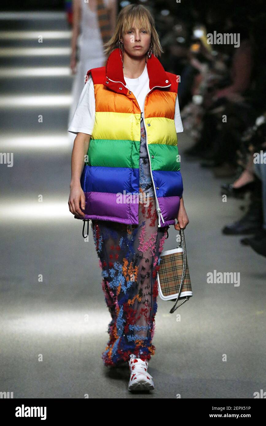 Model Edie Campbell walking on the runway during the Burberry ...