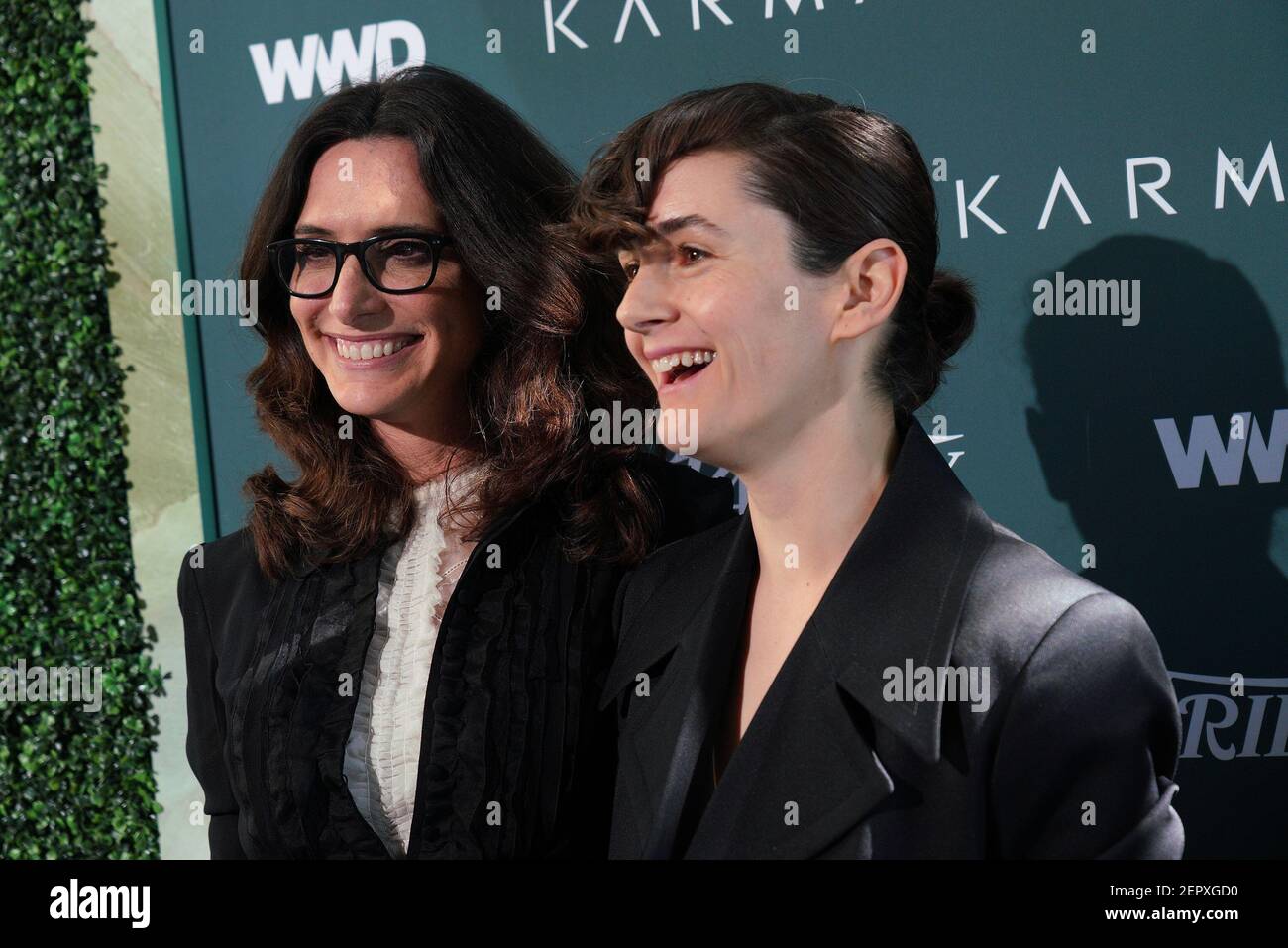 Elizabeth Stewart (L) and Karla Welch at Council Of Fashion Designers ...