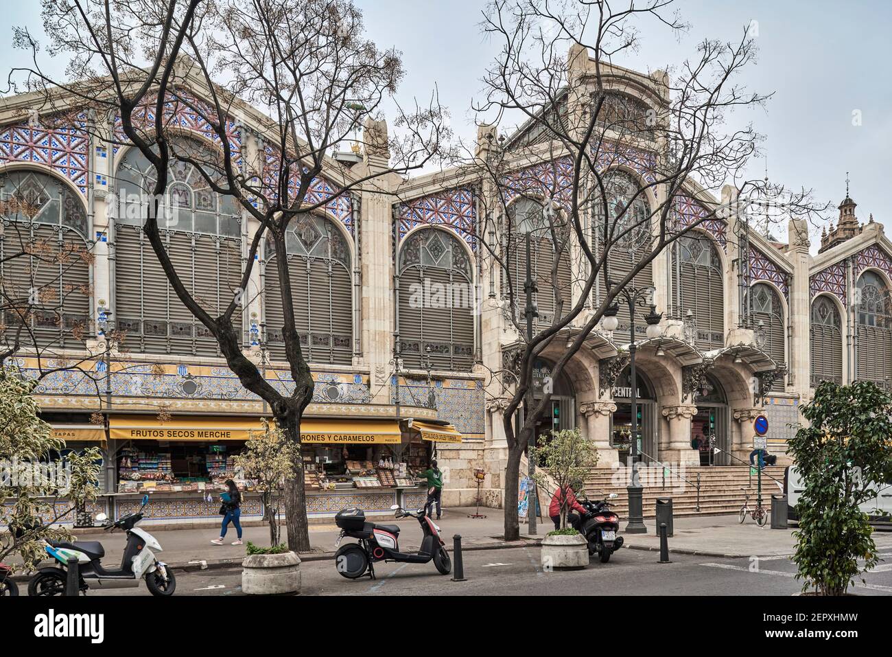 Valencia mall hi-res stock photography and images - Alamy