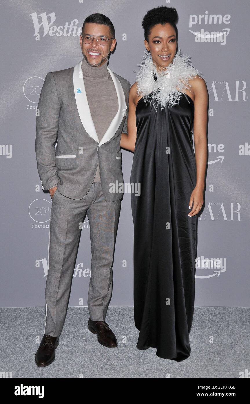 (L-R) Wilson Cruz and Sonequa Martin-Green at the 20th CDGA (Costume ...