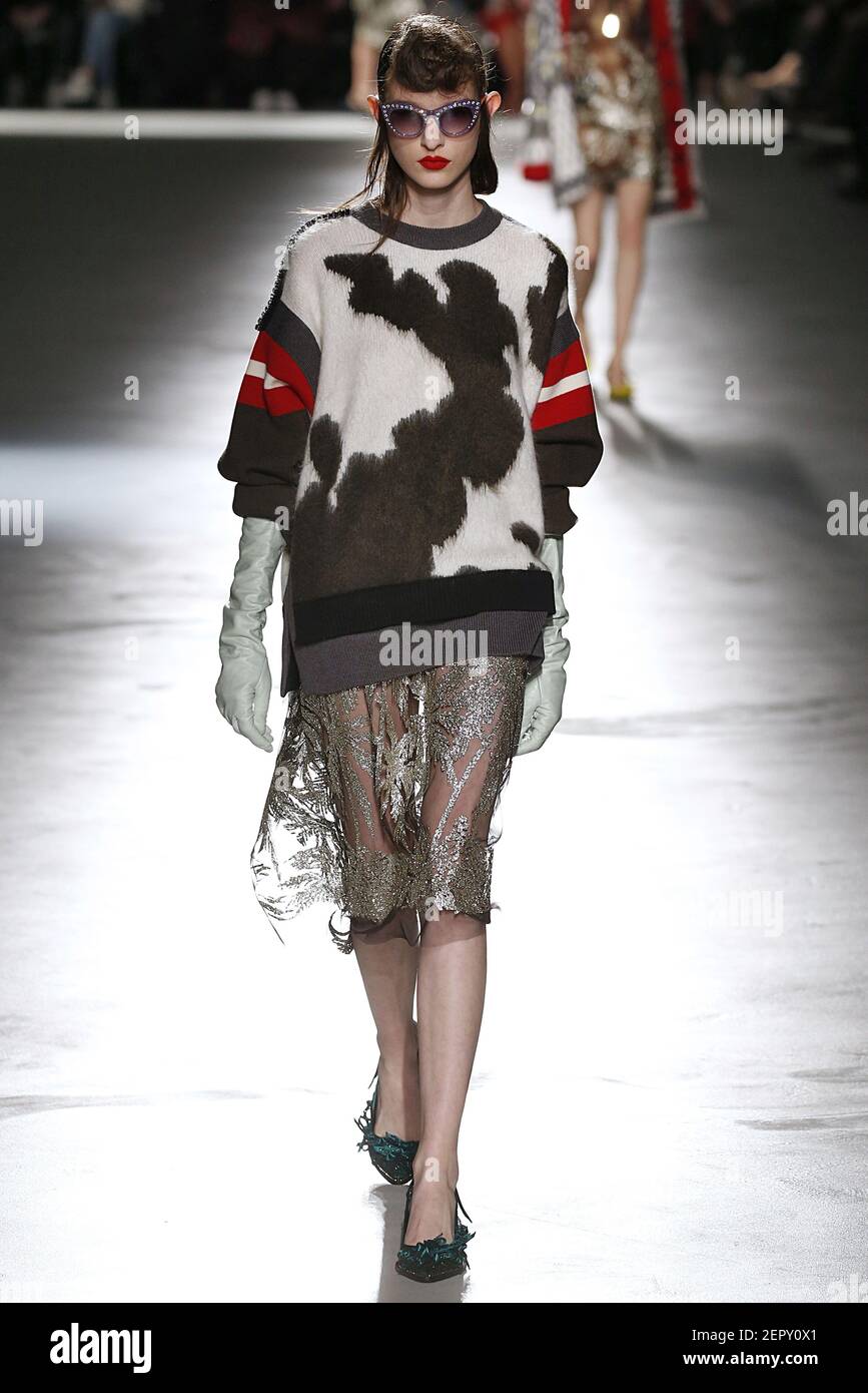 Model Laura Toth walks on the runway during the N21 Fashion Show during ...