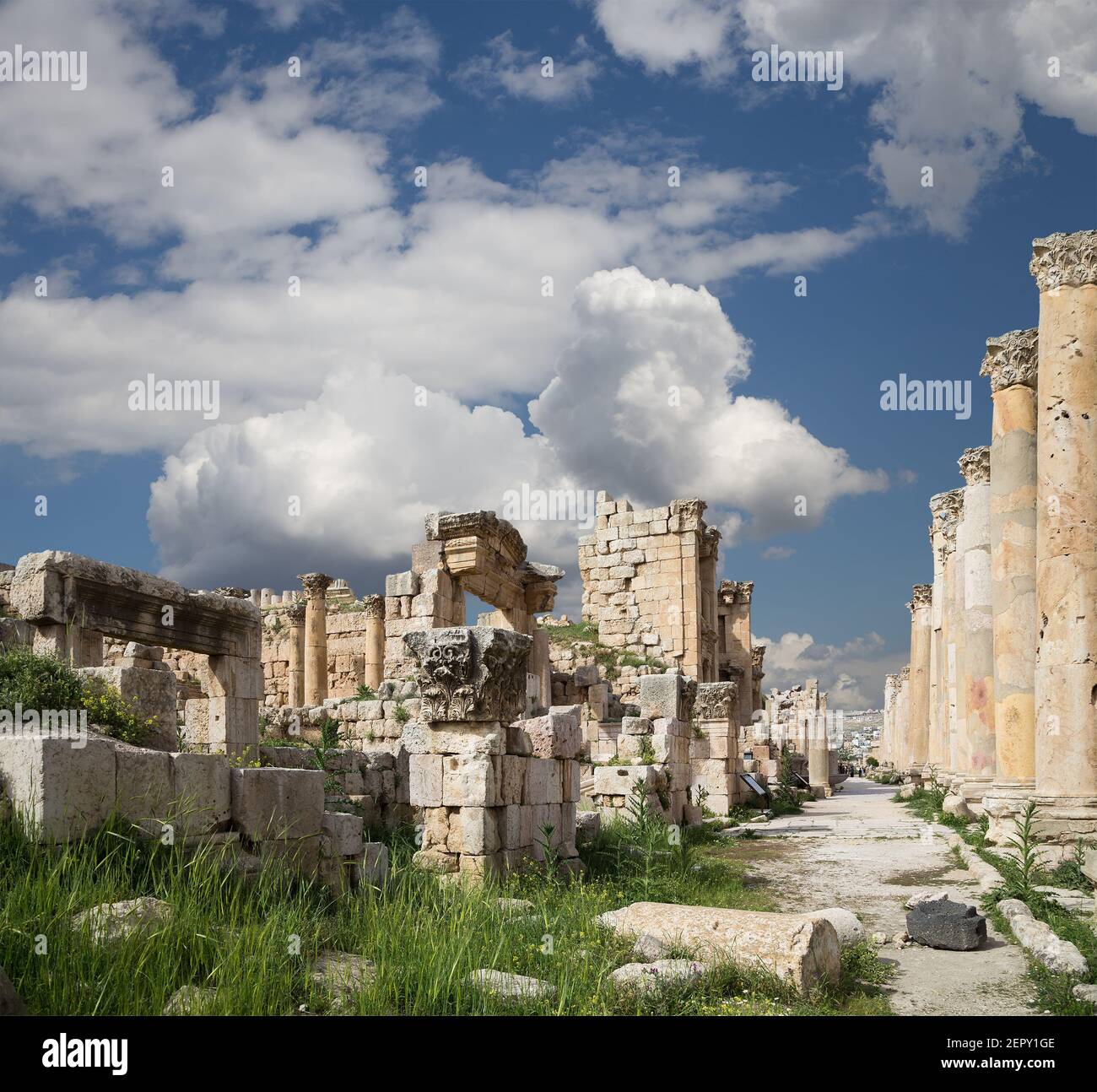Roman Columns in the Jordanian city of Jerash (Gerasa of Antiquity ...