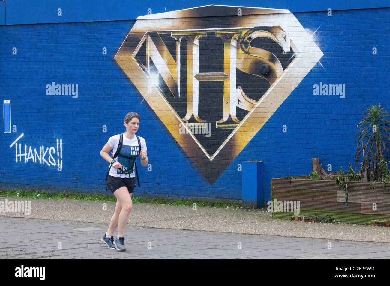 Nhs logo mural hi-res stock photography and images - Alamy