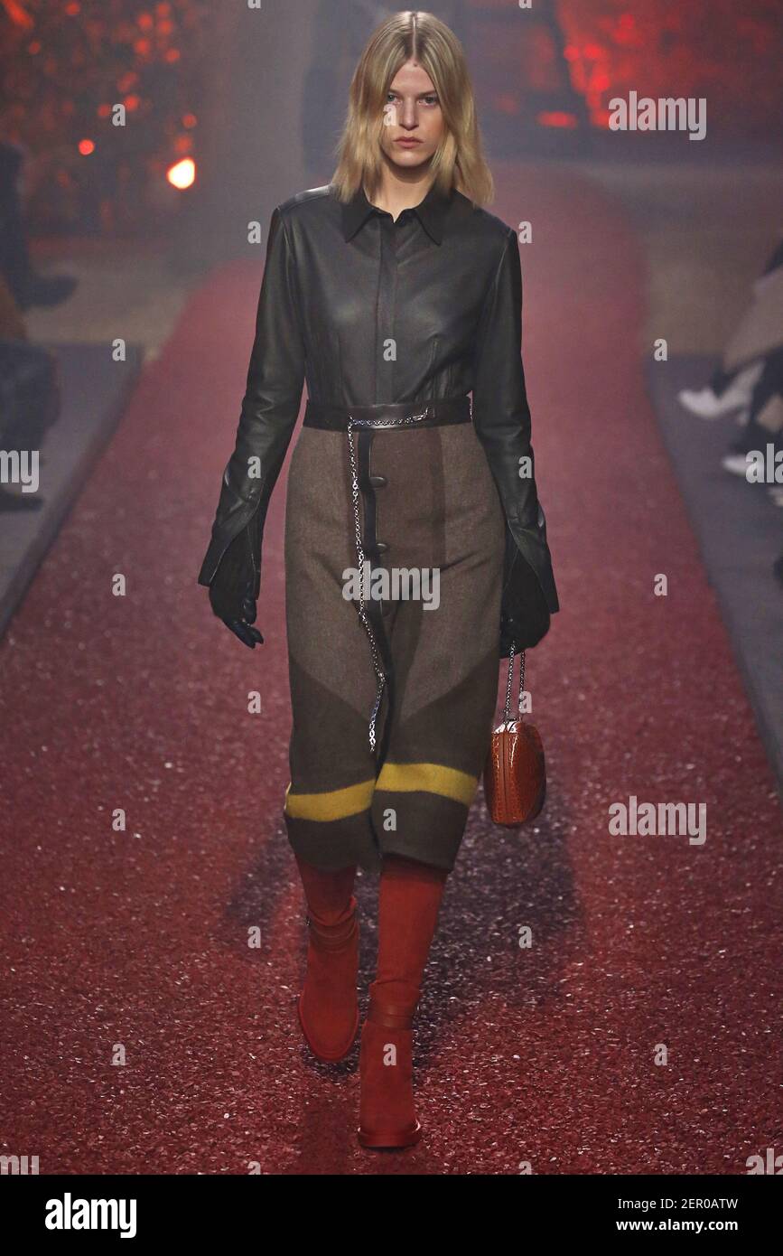 Model Line Kjaergaard walks on the runway during the Hermès Fashion ...